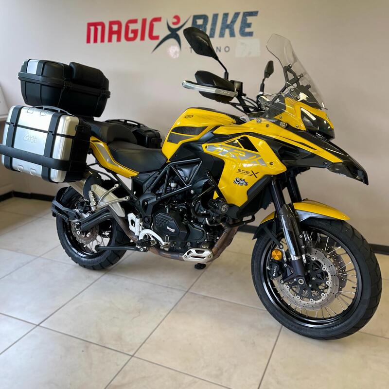 BENELLI TRK 502 X - Magic Bike shop